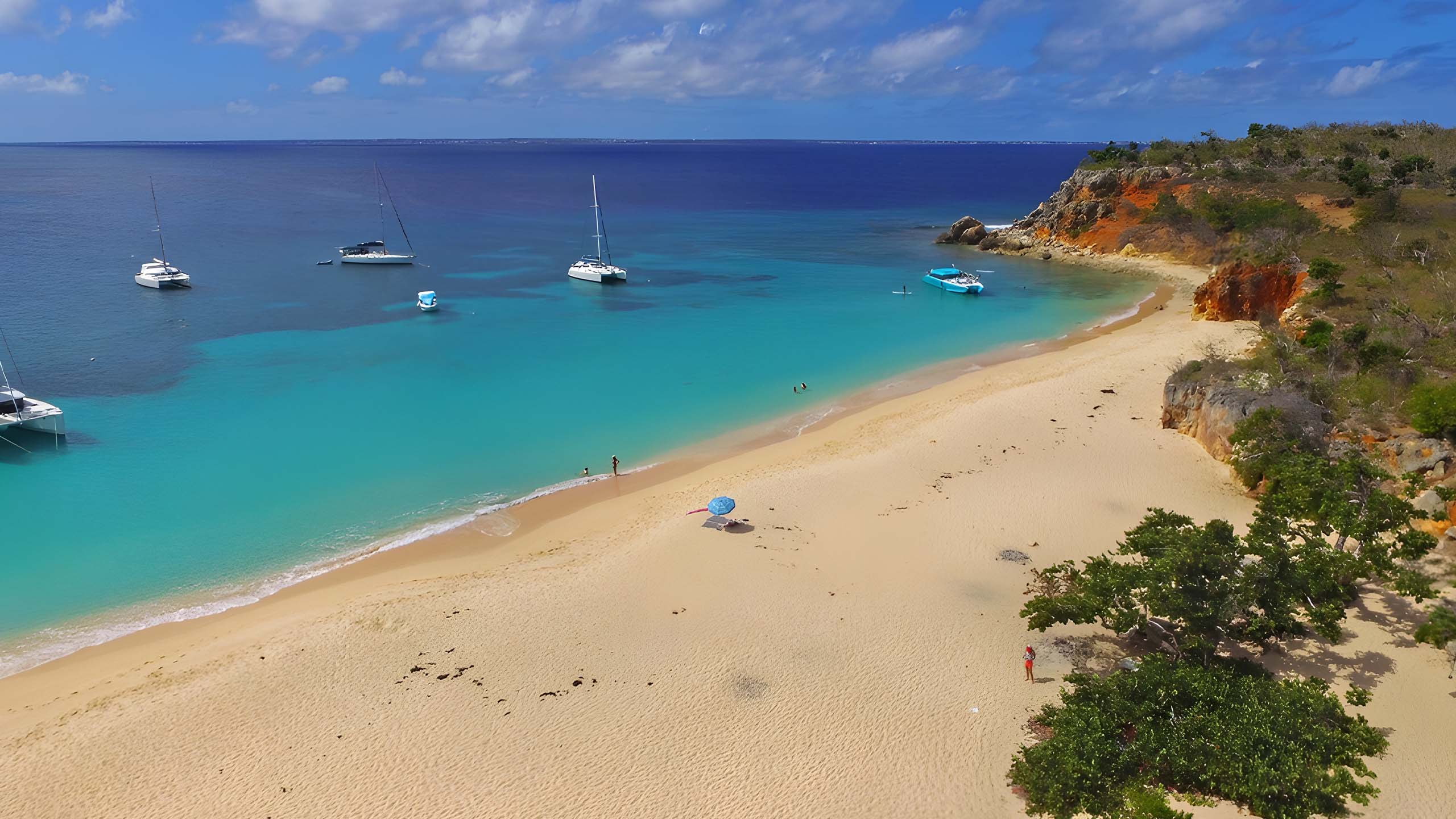 Tintamarre Express | Trip To Tintamarre Island